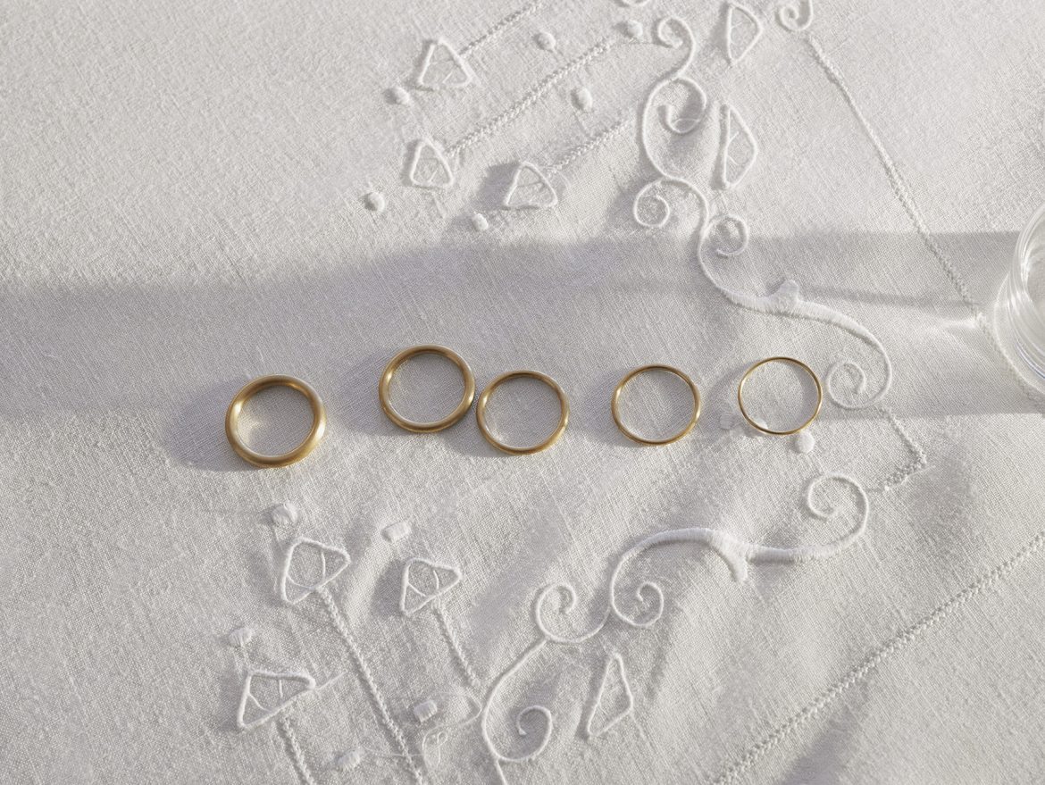 Catalogue – HAIDEE FINDLAY-LEVIN